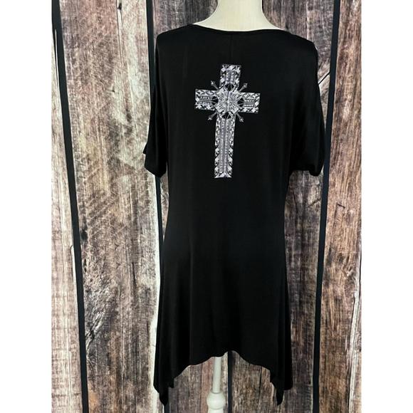 VOCAL APPAREL | Dresses | New Vocal Apparel Cold Shouldered Cross T ...